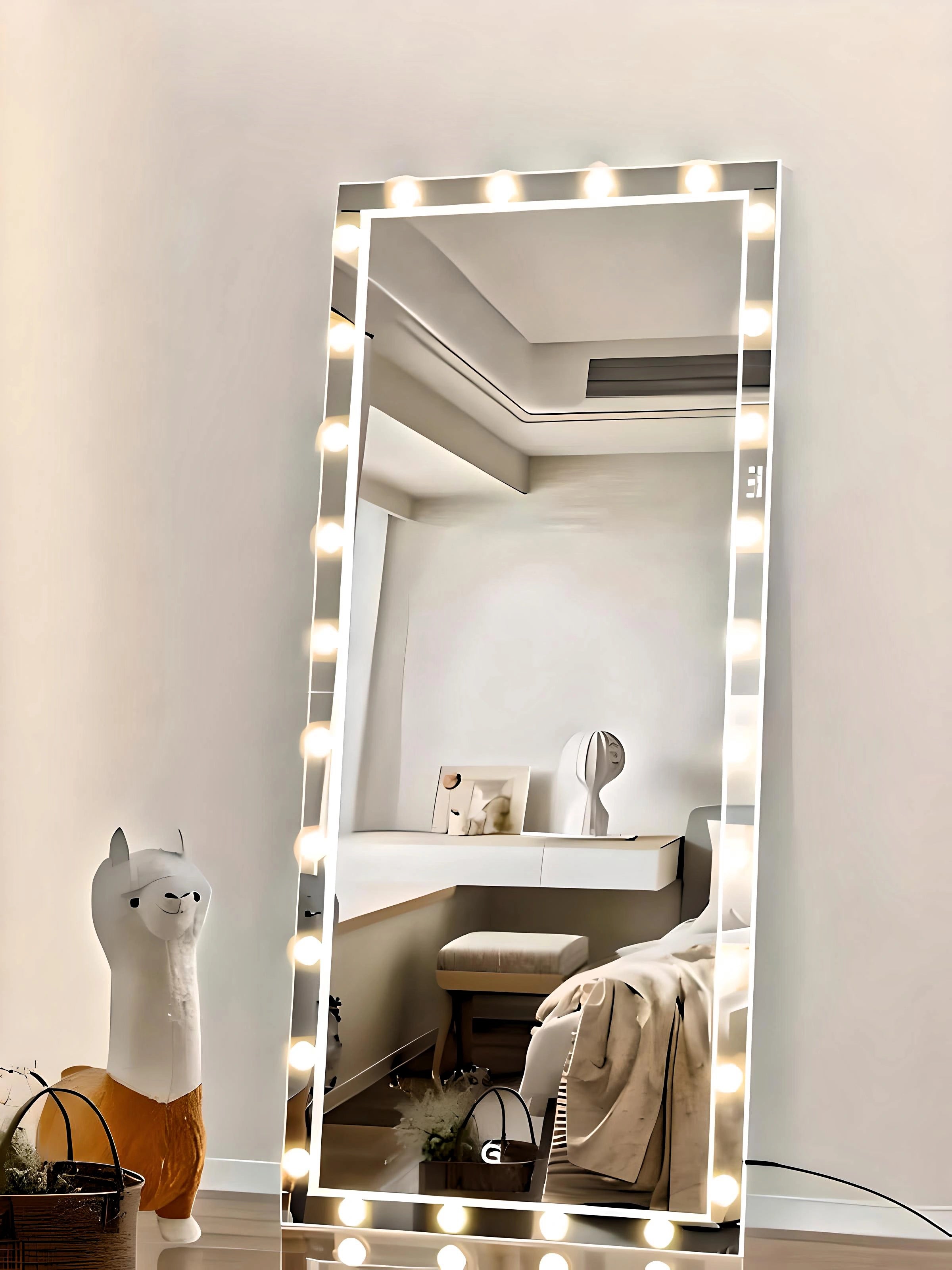 Glassonomic LED Bulb Mirror: HD View Vanity Mirror with HiLight Company ...